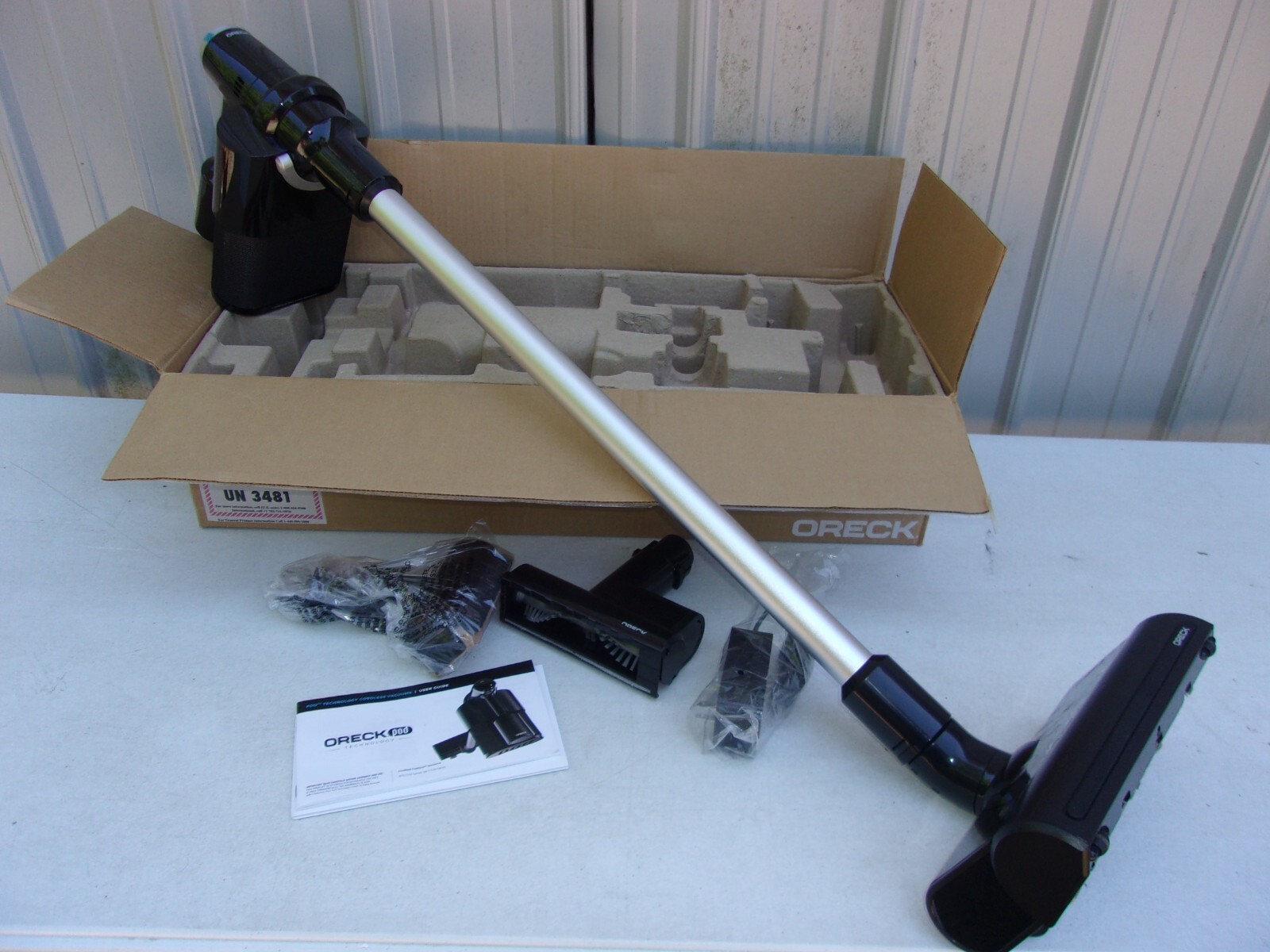 New Oreck BK51702 Stick Vacuum Cleaner Cordless Vacuum with POD ...