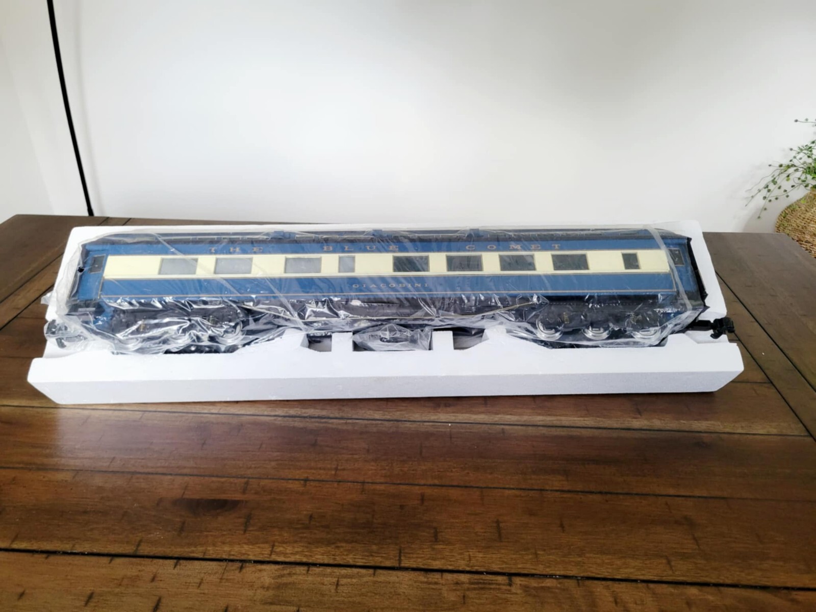 Aristocraft ART-31504 CNJ Blue Comet Heavyweight Passenger Diner Car 30 ...