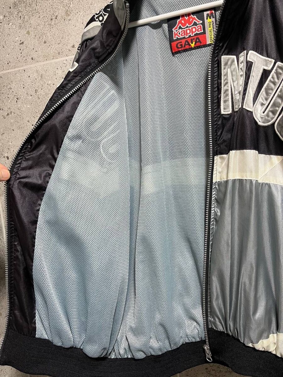 Vintage 1995/1997 Juventus Kappa Track Top Training Jacket Vintage 1995/1997 Juventus Kappa Track Top Training Jacket