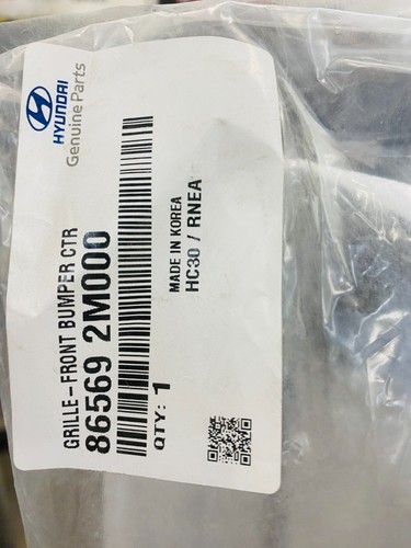 2010-2012 Hyundai Genesis Coupe Front Bumper Center Grille Lower 86569 ...