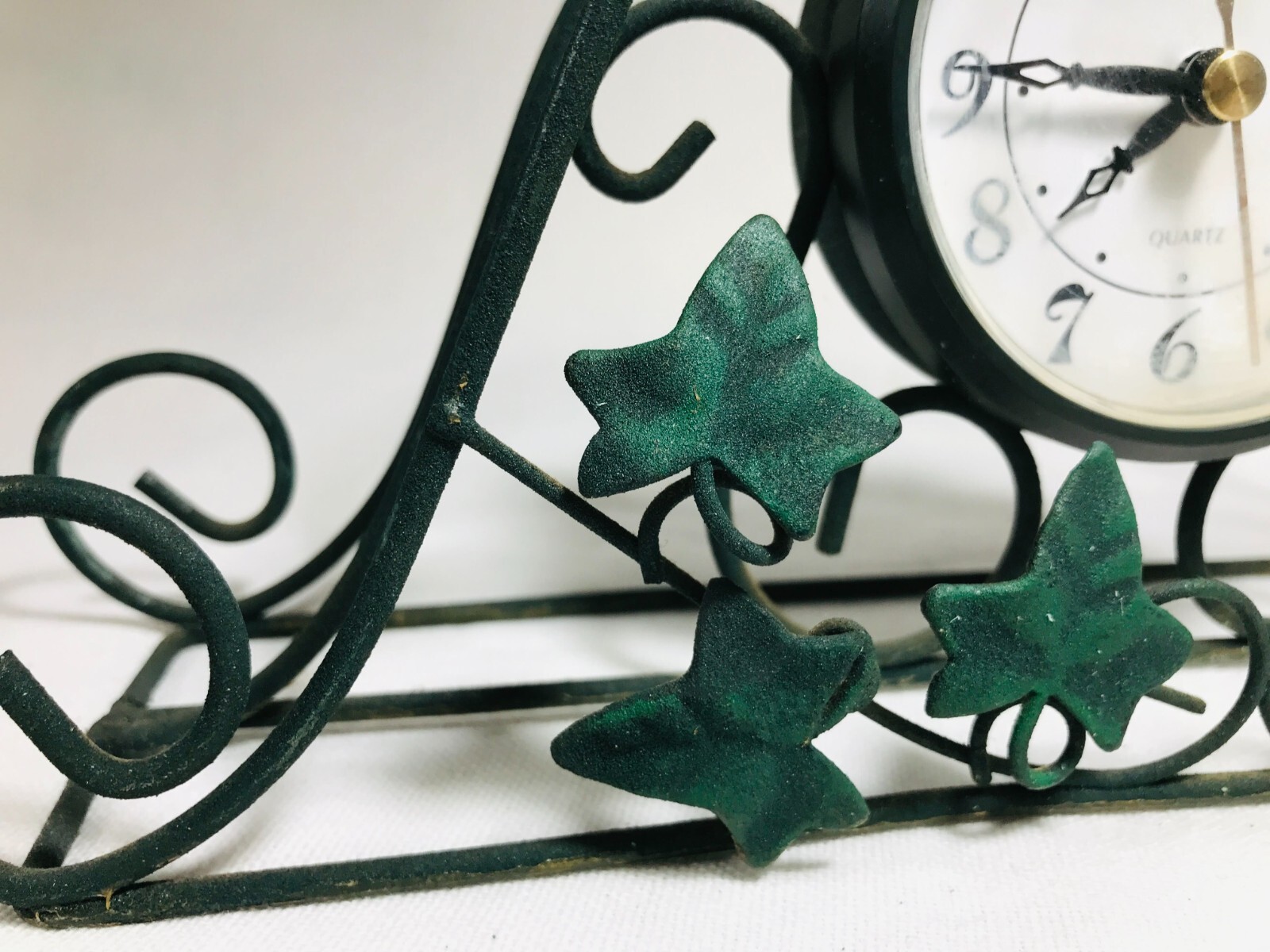 Vintage Ingraham Wire Frame Ivy Quartz Mantle Clock | eBay