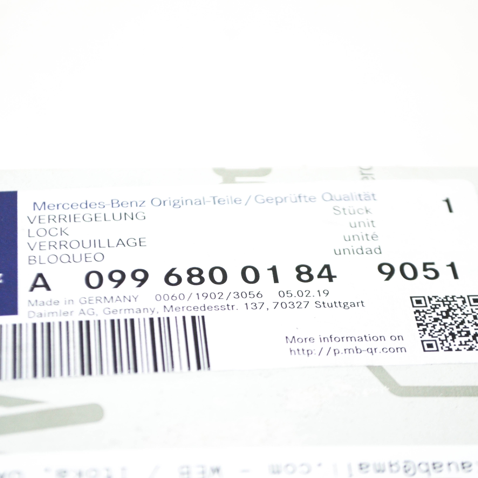 MB C W205 Rear Boot Floor Panel Lock Handle A0996800184649051 NEW ...