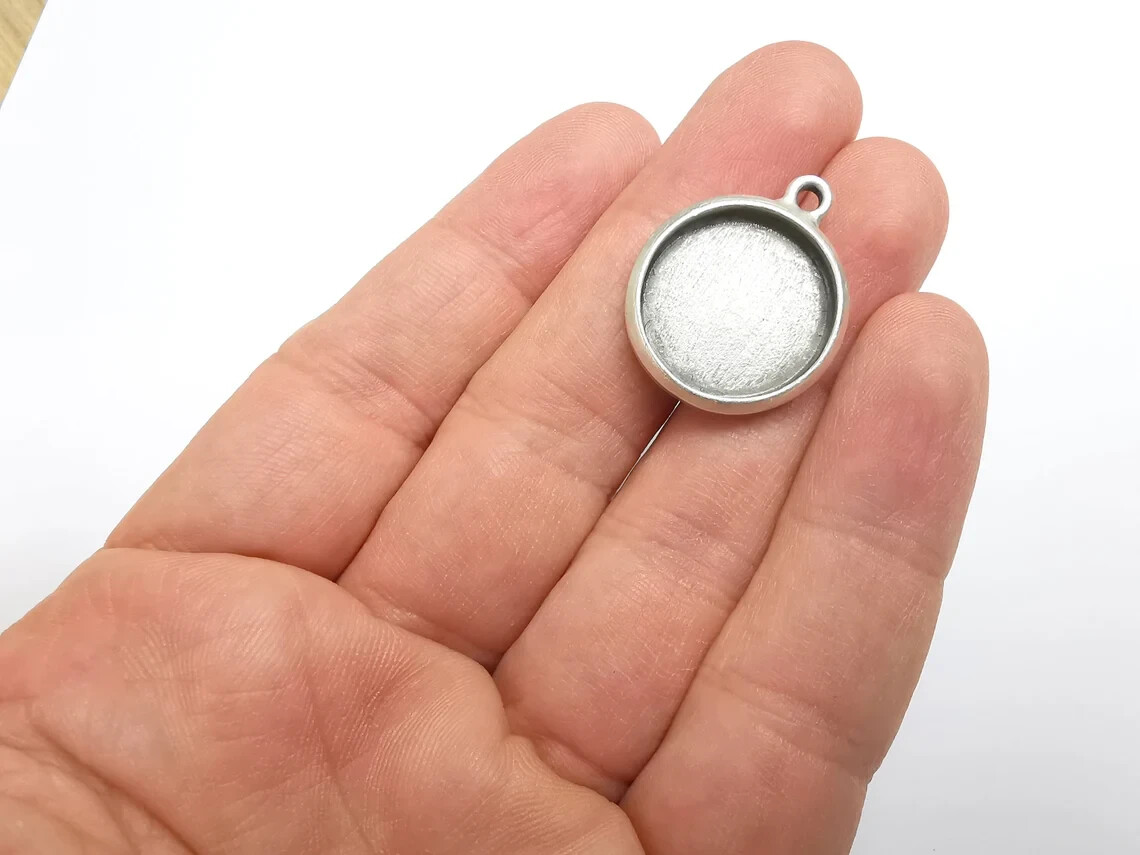 2 Pieces Round Charm Bezel, Resin Blank, inlay Mounting, Mosaic Pendant ...