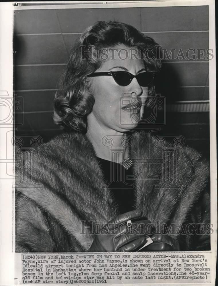 Ator John Payne 1953 Press Photo Actor John Payne & Fiancee Sandra