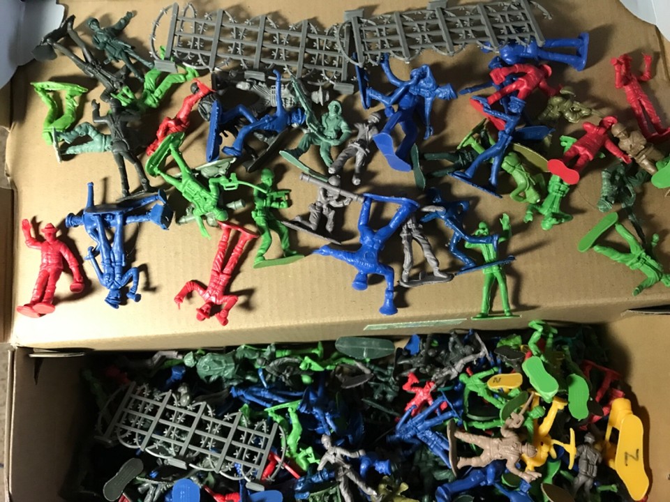 Huge Lot 300 Plastic Mini Army Men Vintage Bulk Action Figures Toy ...