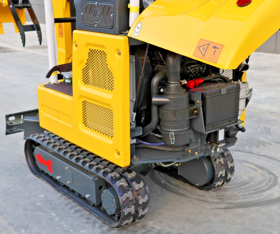 Mini Excavator Kubota Engine Telescopic side swing Tracked 1.8T Digger ...