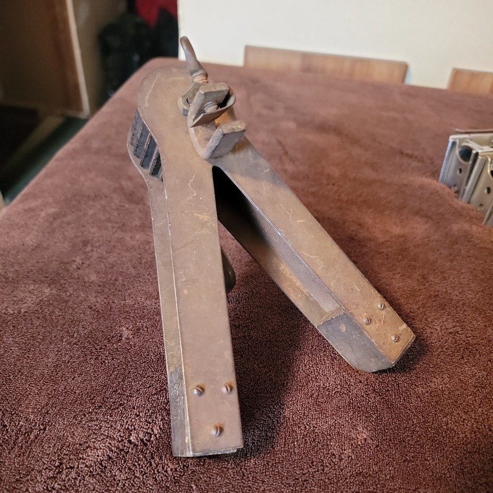 WW2 WW11 Rare Antique Battle Rattle Alarm / Noisemaker/Gun Sound (T2 ...