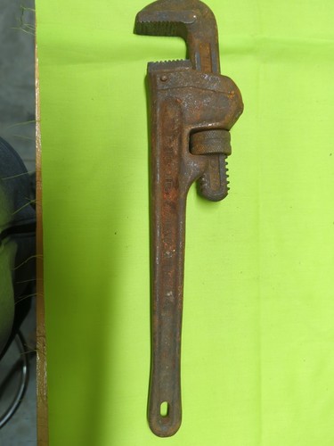 Rigid 14" Heavy Duty Pipe Wrench The Ridge Tool Co Elyria Ohio USA ...