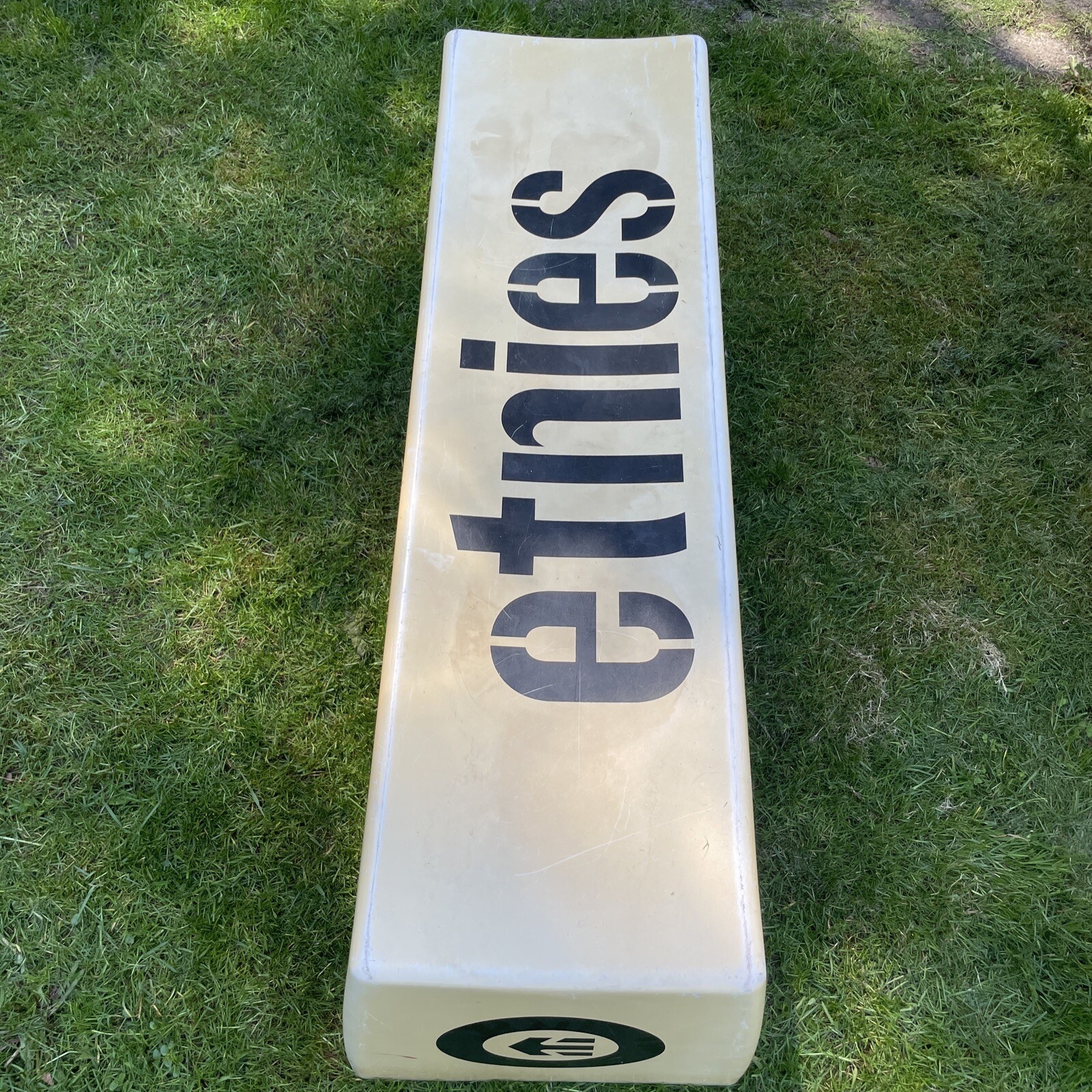 Vintage Etnies Skateboarding Advertising Shoe Bench Promo Store Display ...