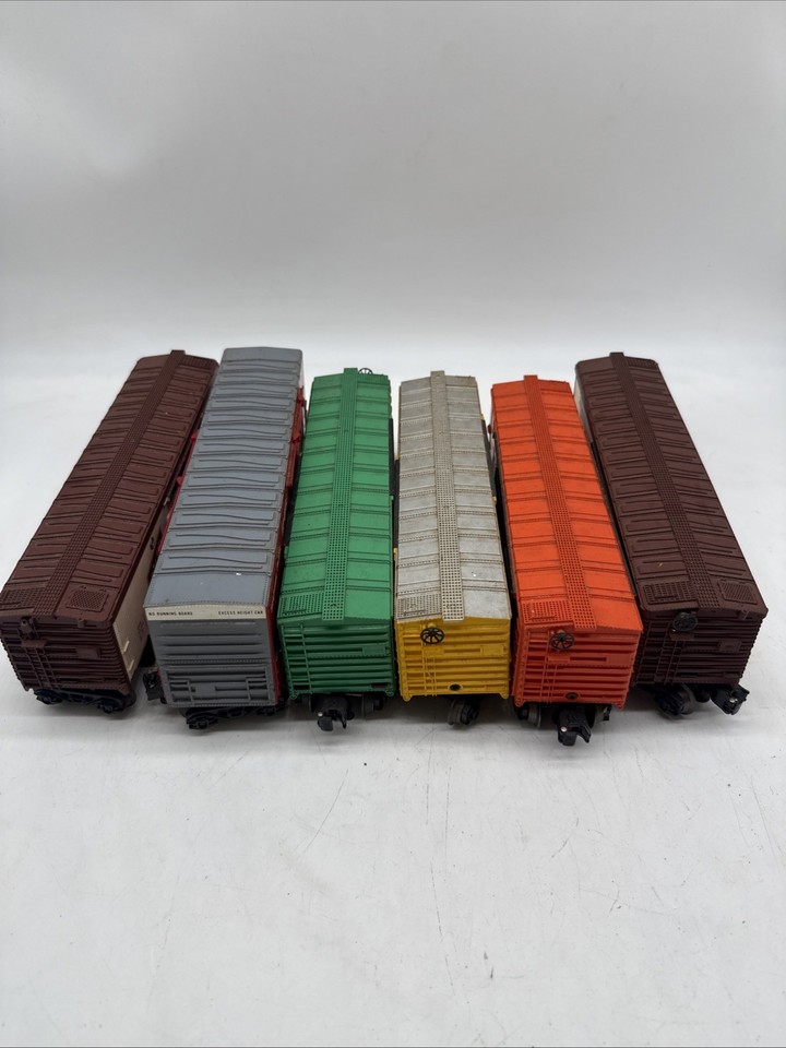 Vintage Lionel Box Cars:Miller-Illinois Central-Budweiser-Rio Grande ...