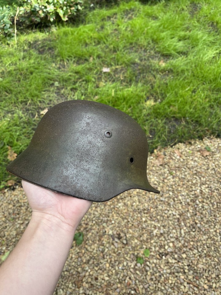ORIGINAL, WW2 GERMAN HELMET, Visible Decal, Multiple Camo, African ...