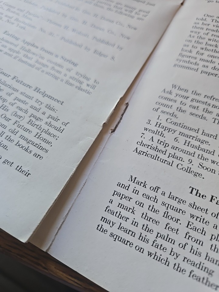 Dennisons Bogie Book Suggestions for Halloween Party Games Decor ...