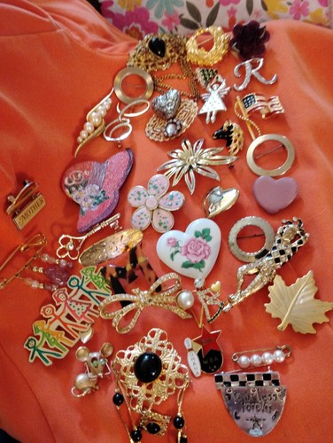 Lof Of 35 Stick Pins Vintage Fancy & Collector Pins Nice Variety | eBay