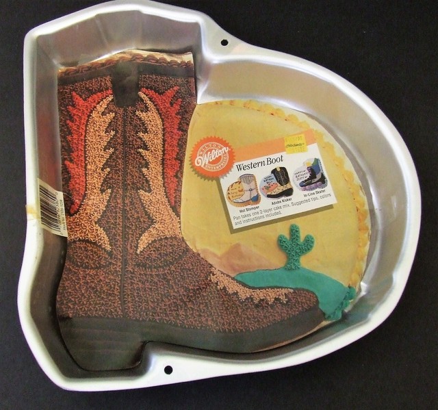 Wilton BIG WESTERN BOOT cake pan COUNTRY COWBOY COWGIRL PARTY mold tin ...