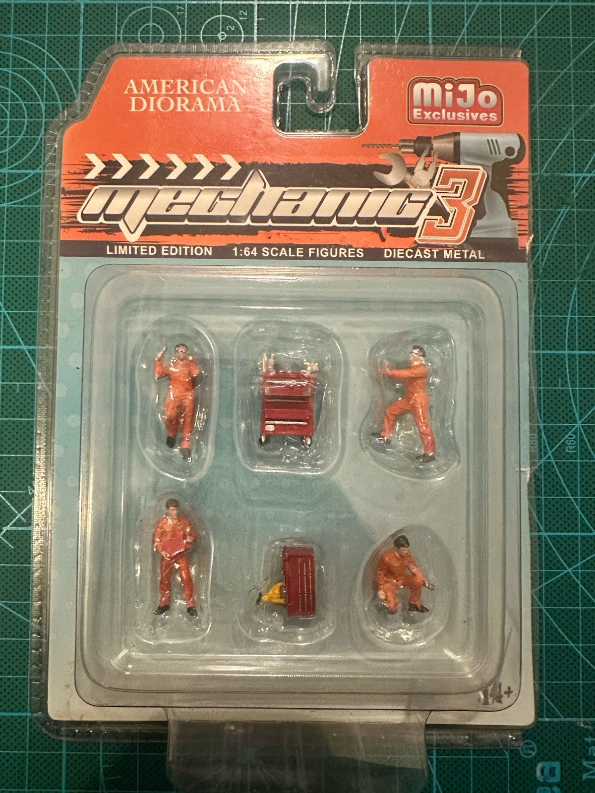 American Diorama 1:64 Scale Mijo Exclusive Mechanic 3 Figure Set | eBay
