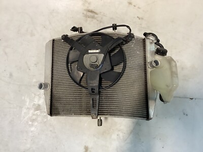 09-12 Kawasaki Ninja ZX6R ZX6 R Radiator with Cooling Fan Hose Cap ...