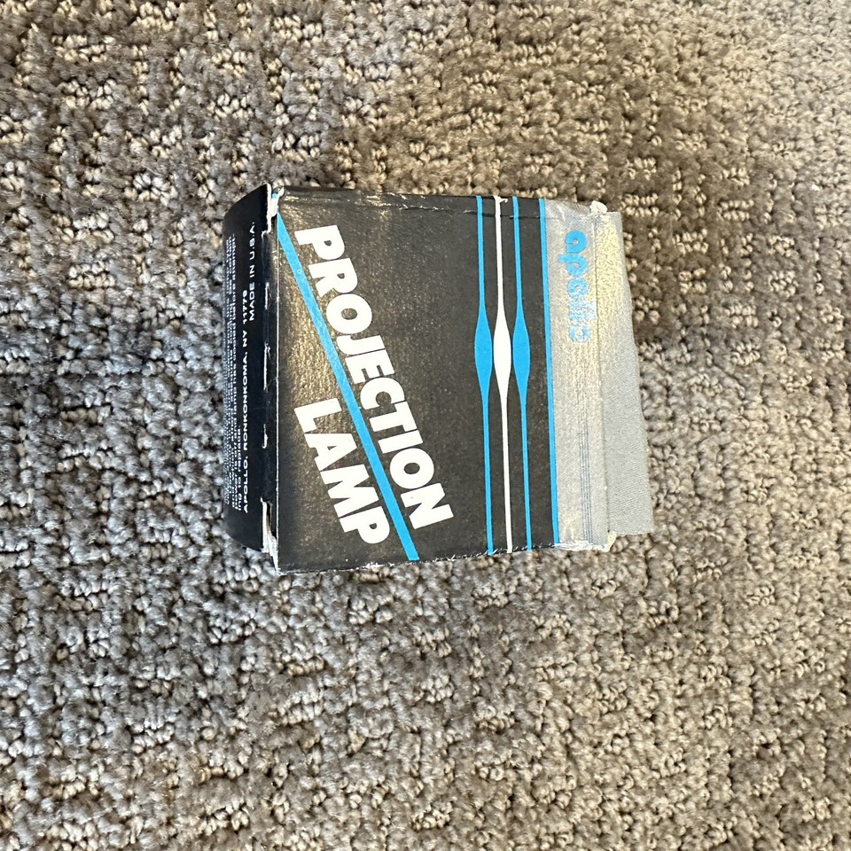 Kodak 4400 Slide Projector Vintage With Remote Lens Light Bulb And ...