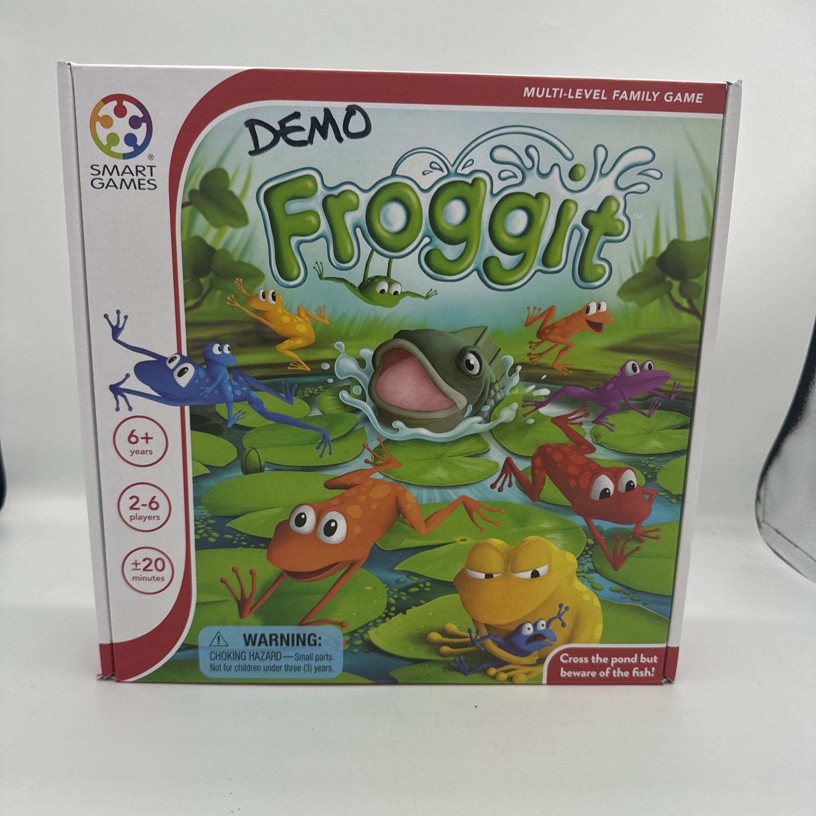 SmartGames Froggit A Family Board Game for 2-6 Players Ages 6 ...