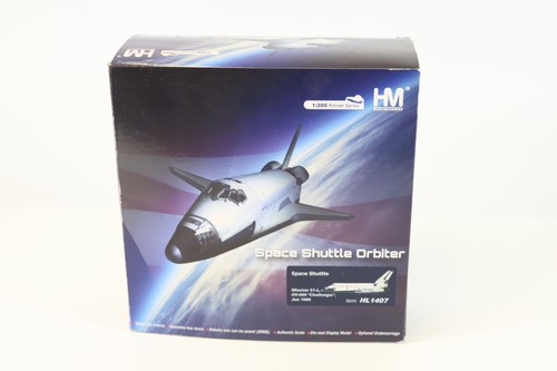 Hobby Masters HL1407 1:200 Scale Space Shuttle Orbiter Mission 51-L ...