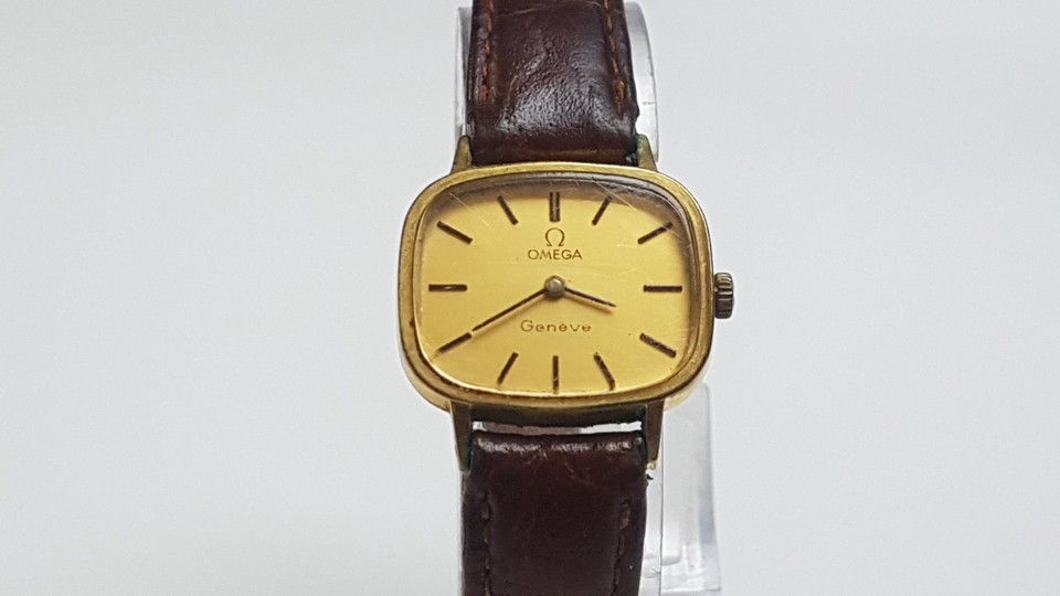 18: 1975 Omega DeVille Women’s C.625 17J Manual Rectangular Gold Case ...