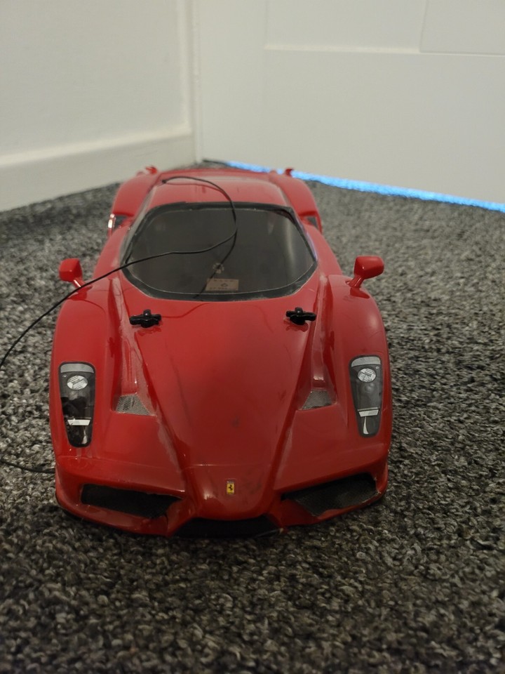 Nikko Ferrari rc car 1/14 Scale missing controller very nice rc car ...
