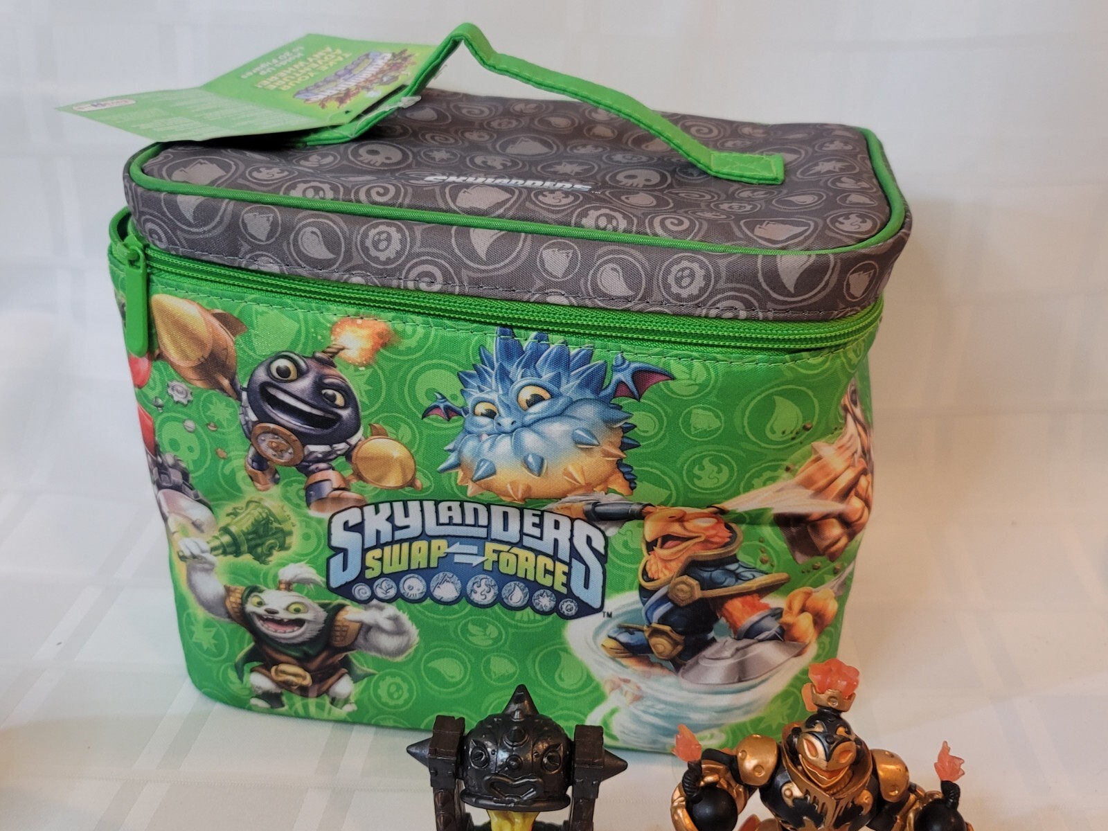 Skylanders Swap Force Carry Case NWT w/Gill Grunt Plush, Blastzone ...