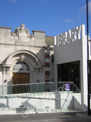 Photo 6x4 Thornton Heath Library The Edwardian building and the unloved ...