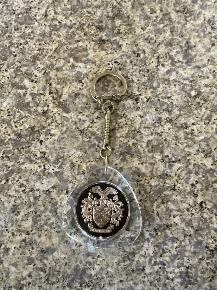 Vintage ~ THE FRANKLIN MINT 1977 Acrylic gold coin Keychain org owner ...
