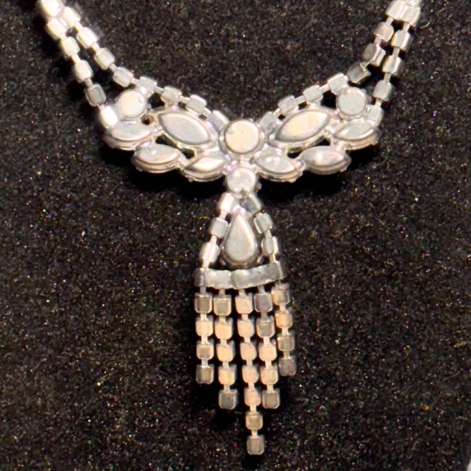 NECKLACE rhinestone bird wings spread sparkling vintage unsigned hook ...