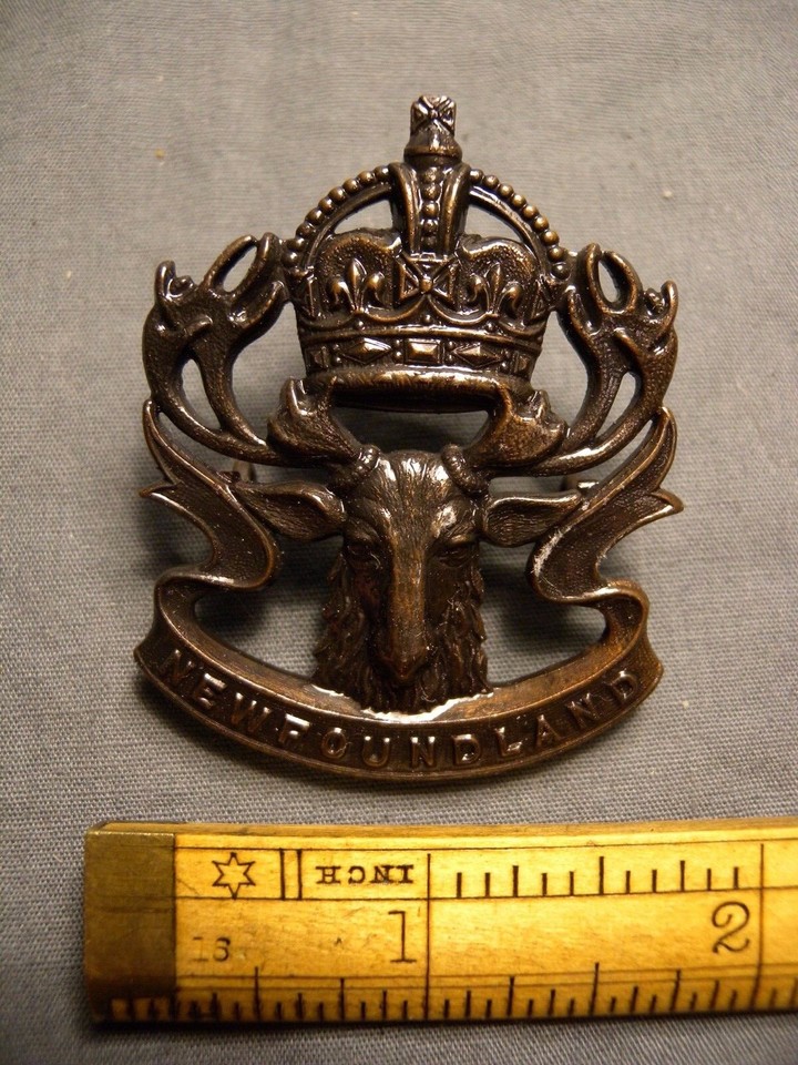 ROYAL NEWFOUNDLAND REGIMENT WWII OFFICER CAP BADGE M.178 NFLD N.F.L.D ...