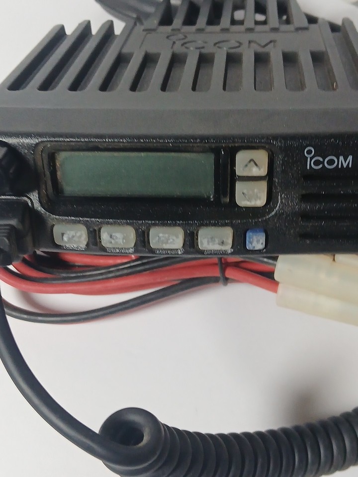 ICOM IC-F121 VHF Mobile Radio, 136 - 174 MHz Works w/ Microphone ...