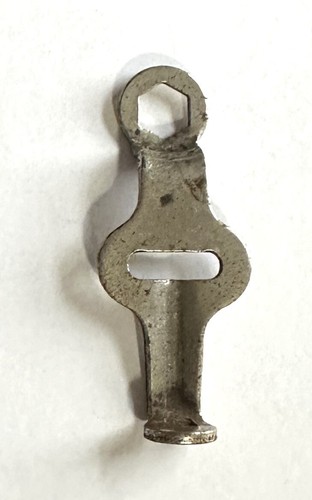 VINTAGE METAL ROLLER SKATES KEY | eBay