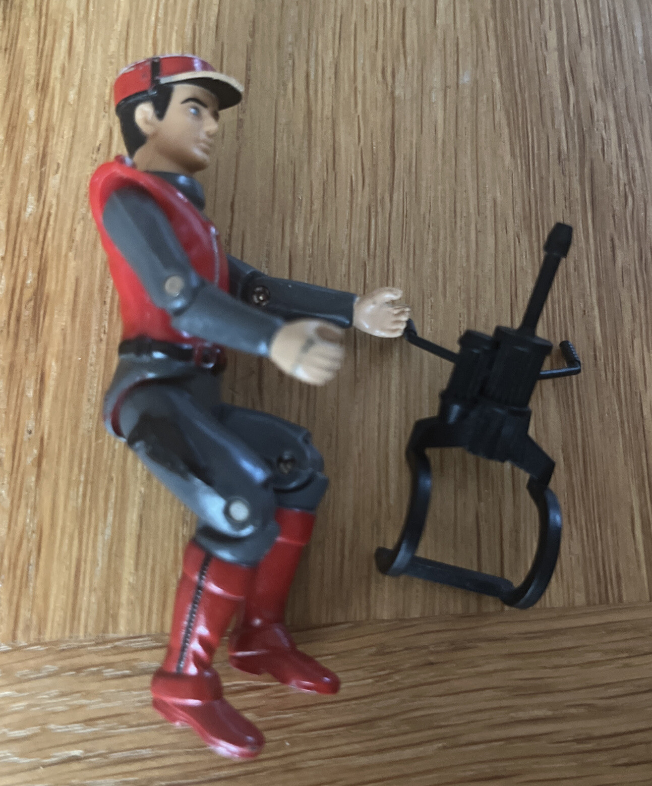 VINTAGE 1993 ORIGINAL CAPTAIN SCARLET FIGURE WITH ELECTRON GUN 3.75 ...