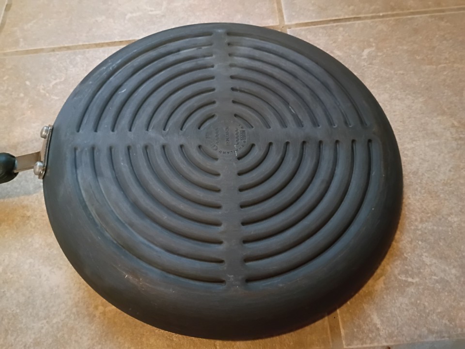 Circulon 12" Pan Non Stick Hard Anodized Circular Flat Skillet Griddle ...