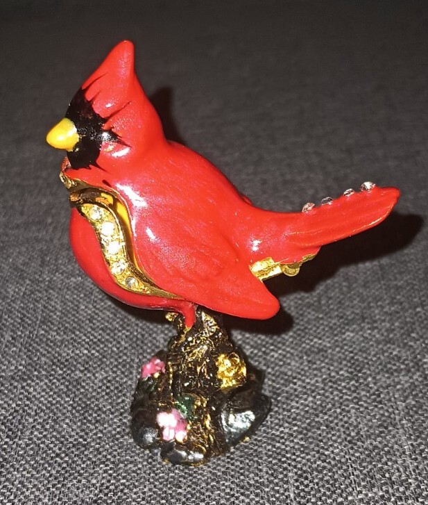 Red Cardinal Enameled Trinket Box With Gold Tone On a branch, Crystal ...