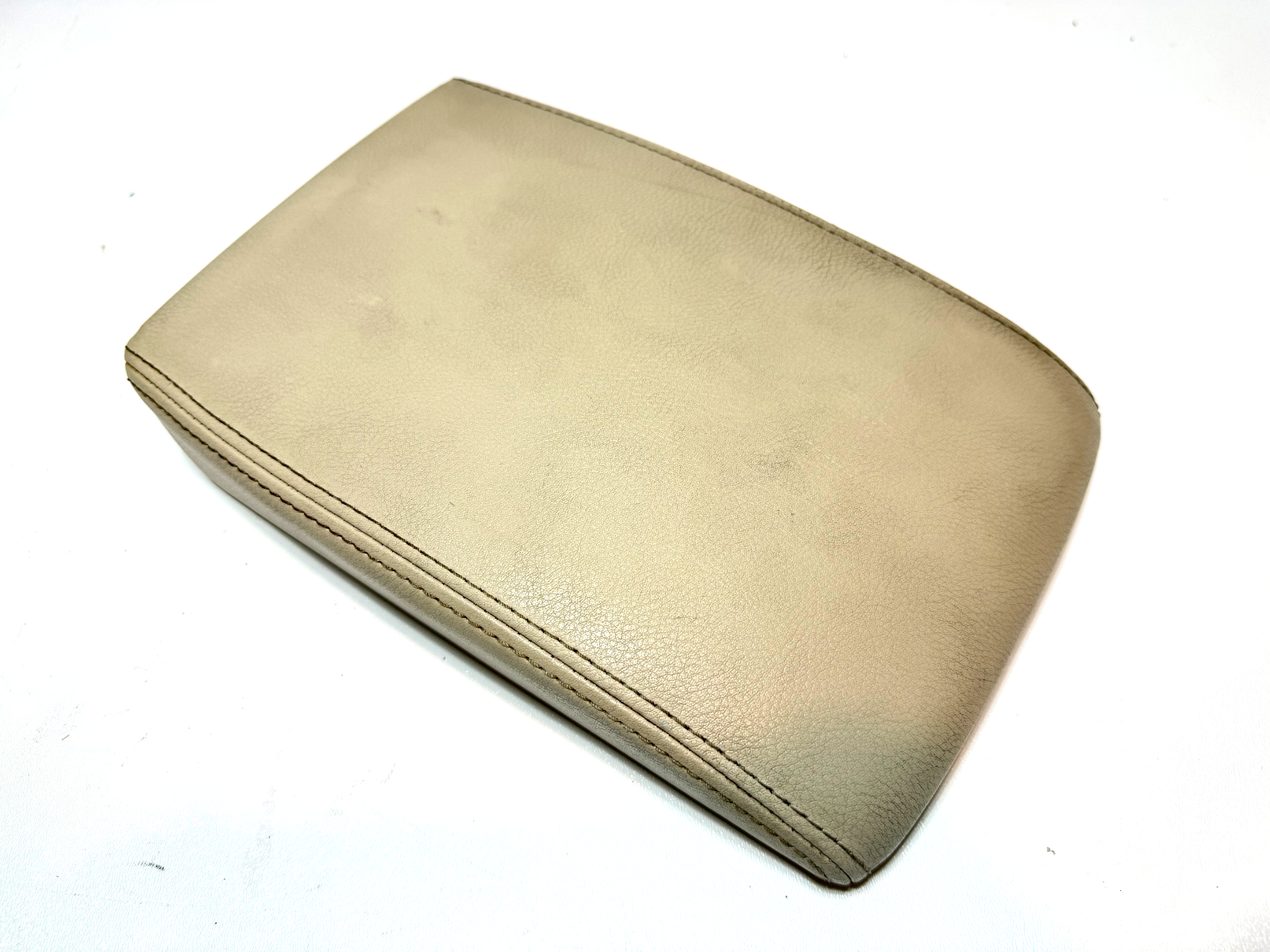 2009 2010 2011 Volkswagen Tiguan SUV Center Console Arm Rest Armrest ...