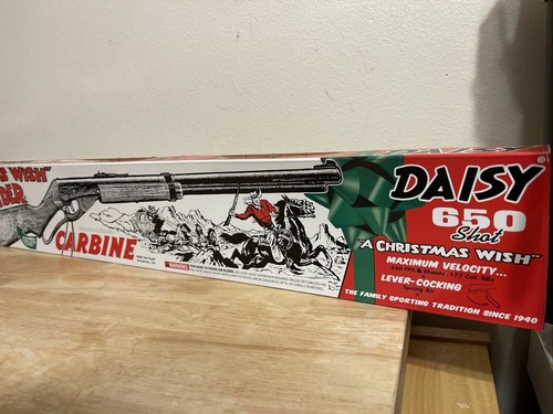 Red Ryder Carbine Daisy 650 Shot "A Christmas Wish" BB Gun with Compass ...