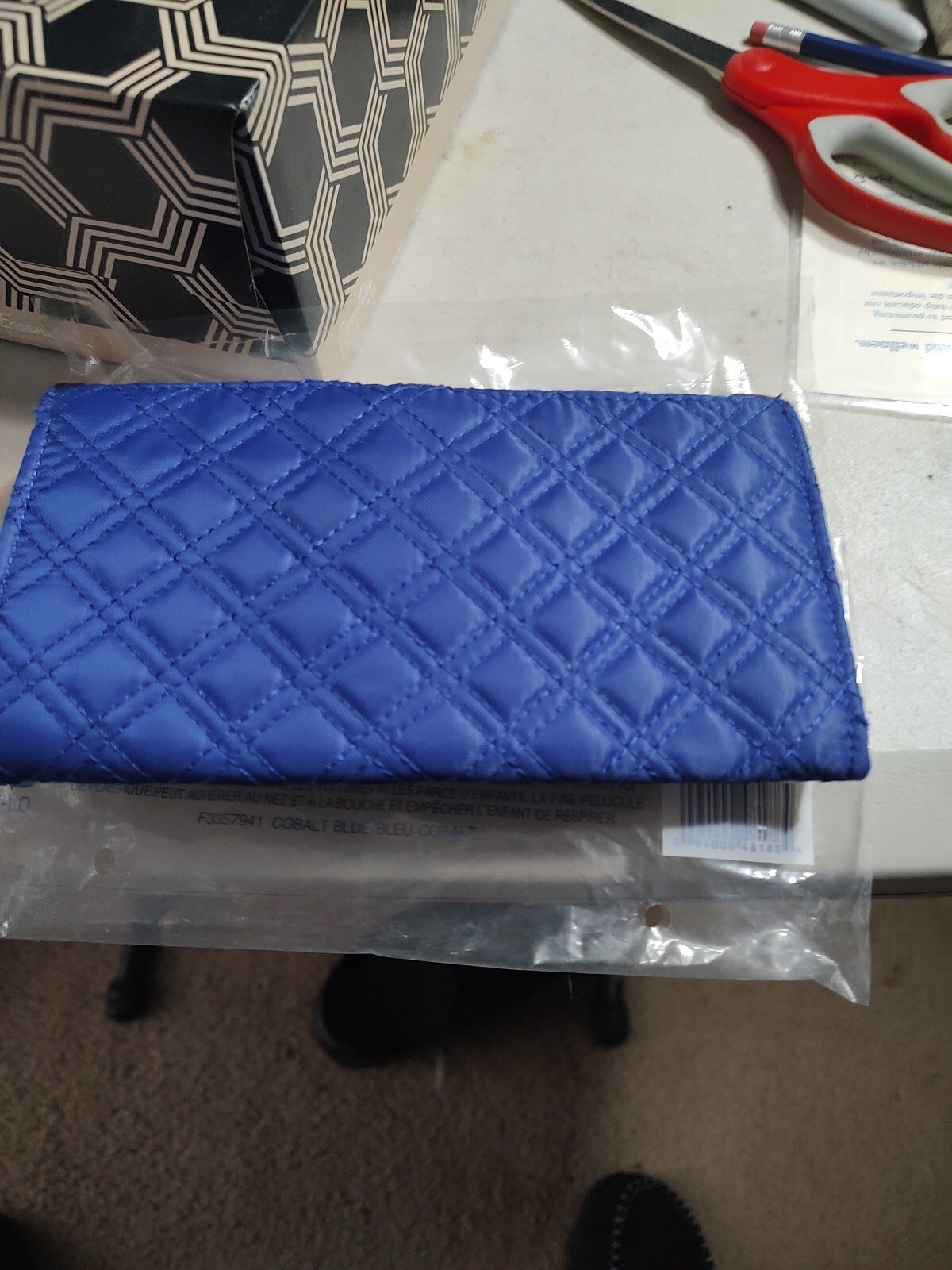 Avon Classic Quilted Wallet New Open Box | eBay