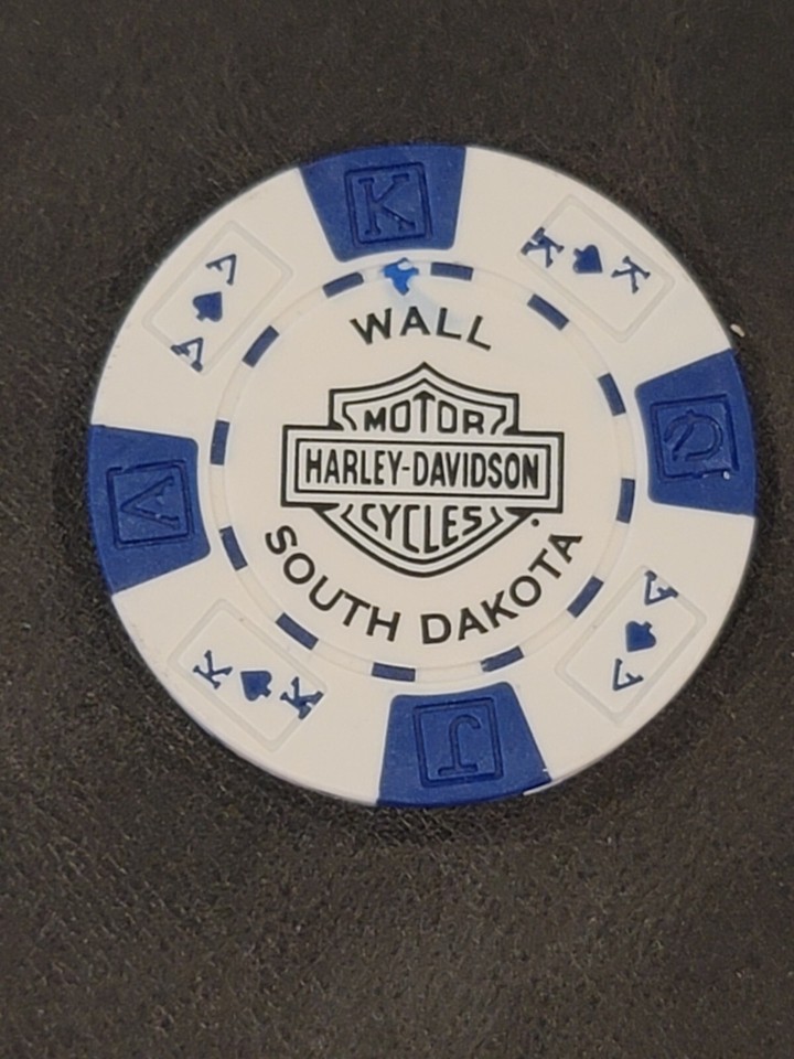 BADLANDS HD ~ SOUTH DAKOTA (White AKQJ) Harley Davidson Poker Chip | eBay