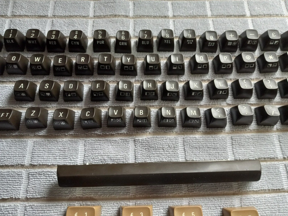 Commodore 64 - Vic 20 a full set of keys | eBay