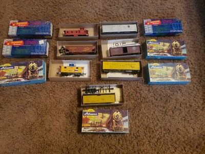Lot of 7 Vintage HO Train Set Box Cars Caboose Hopper with Boxes | eBay