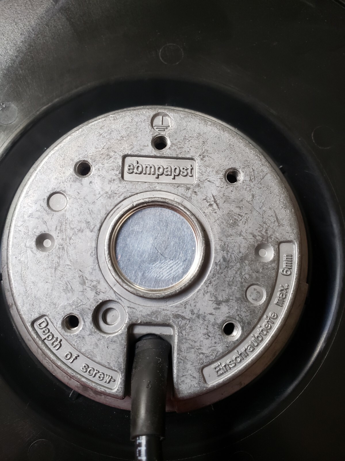 EBMPAPST ebm-papst FFU fan motor R2E225-be47-19 AC 230v | eBay