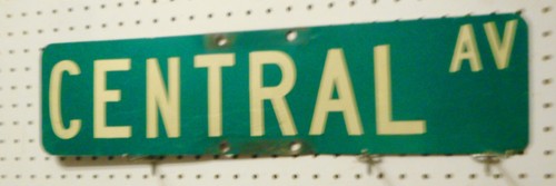 VINTAGE USED STREET SIGN CENTRAL AV GREEN W WHITE LETTERS 6 x 24 ...