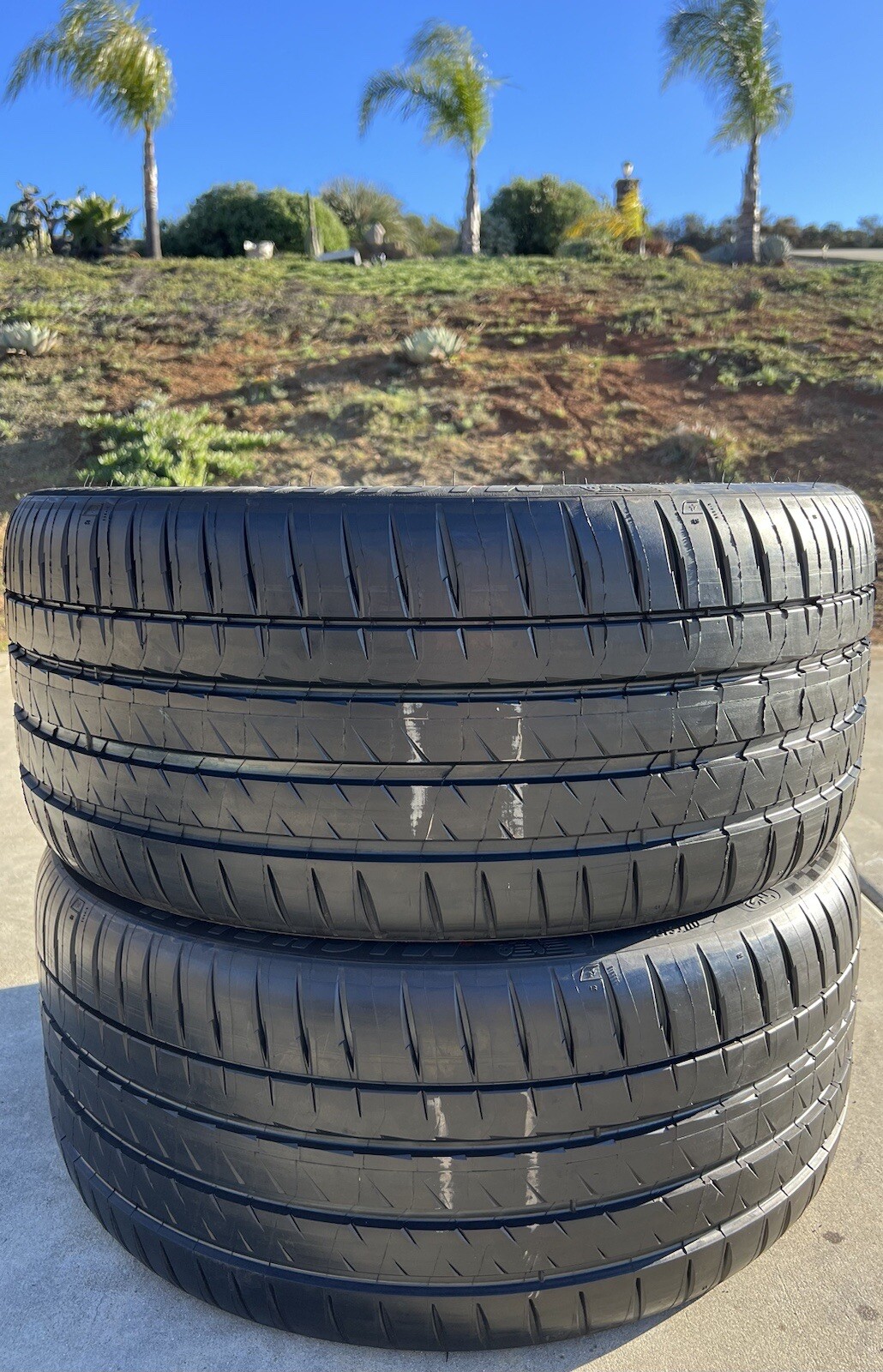 Set of TWO NEW 265/35ZR21 Michelin Pilot Sport 4S T2 Tesla Plaid ...