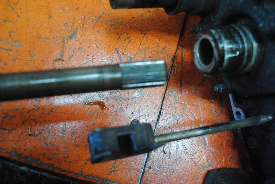 OMC GM Cobra Lower Unit Outdrive Stern Drive 985042 Freshwater | eBay