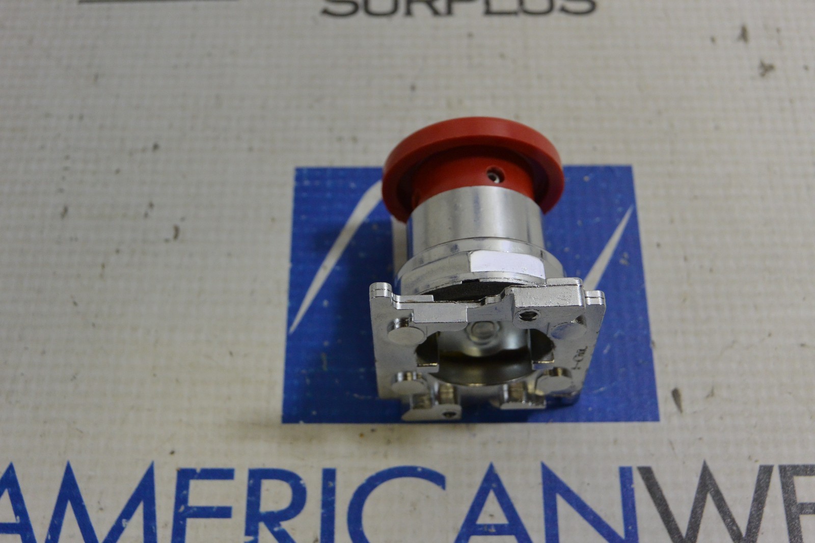 10250T122 CUTLER HAMMER PUSHBUTTON MUSHROOM HEAD RED NEMA 4,4X-13 NEW ...