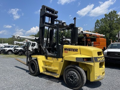 Forklifts - 2004 Hyster