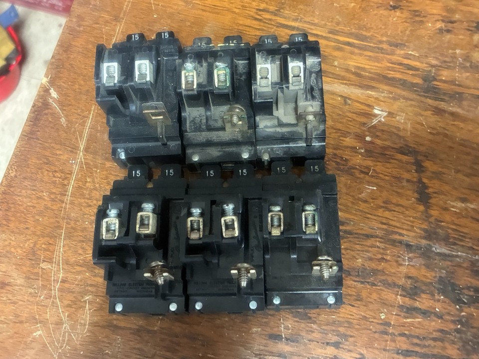 1 ........15 Amp PUSHMATIC Bulldog P1515 Duplex 15 A Twin Pole BREAKER ...