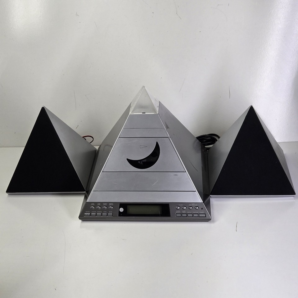 Vintage Radio Shack Nova Pyramid 13-1317 Mini CD Cassette AM FM Stereo ...