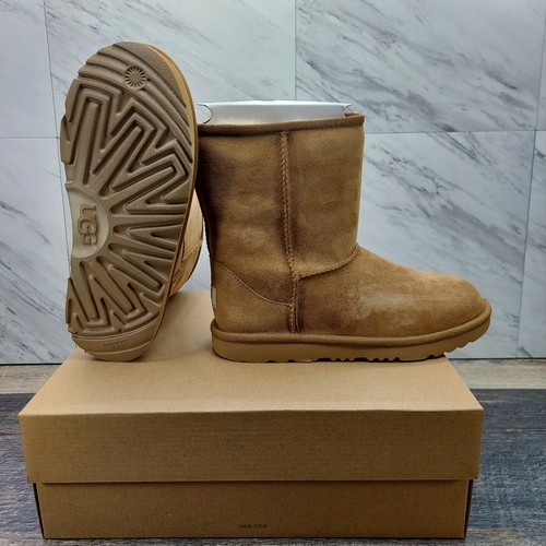 UGG Kids Classic II Boot Chestnut 1017703K Kids Size 6 | eBay
